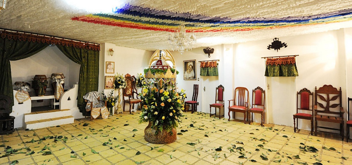 Terreiro de Candomblé Ilê Axé Oxumaré – Imagem: Casa de Oxumaré ...
